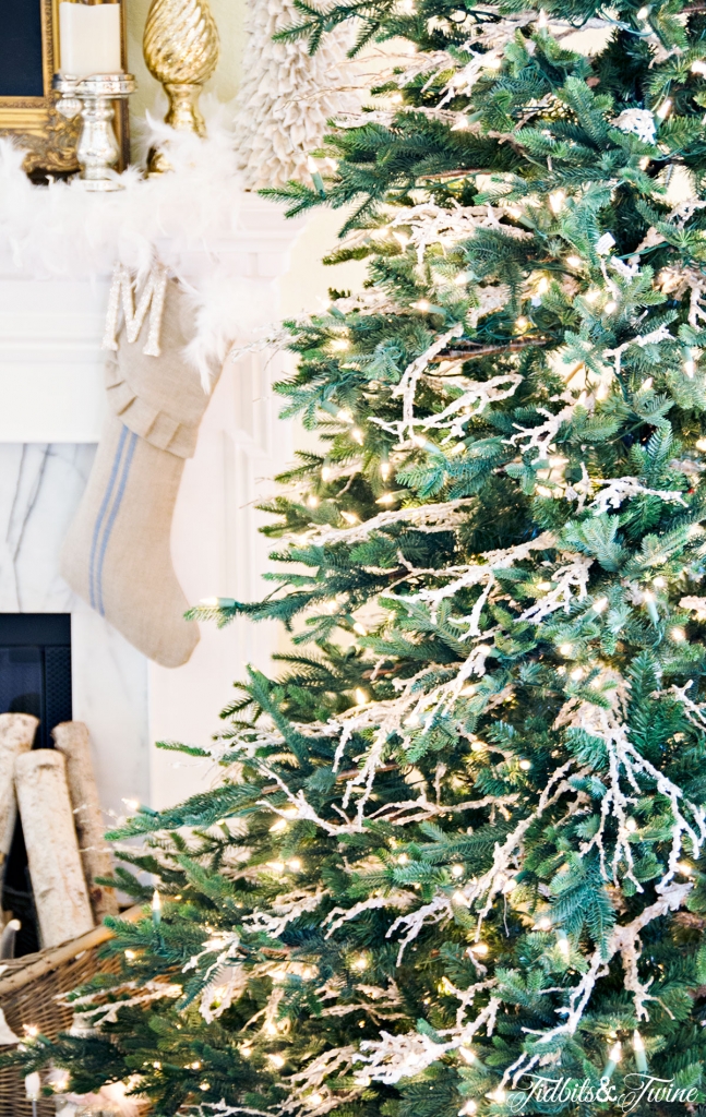 Tips for Decorating a Christmas Tree
