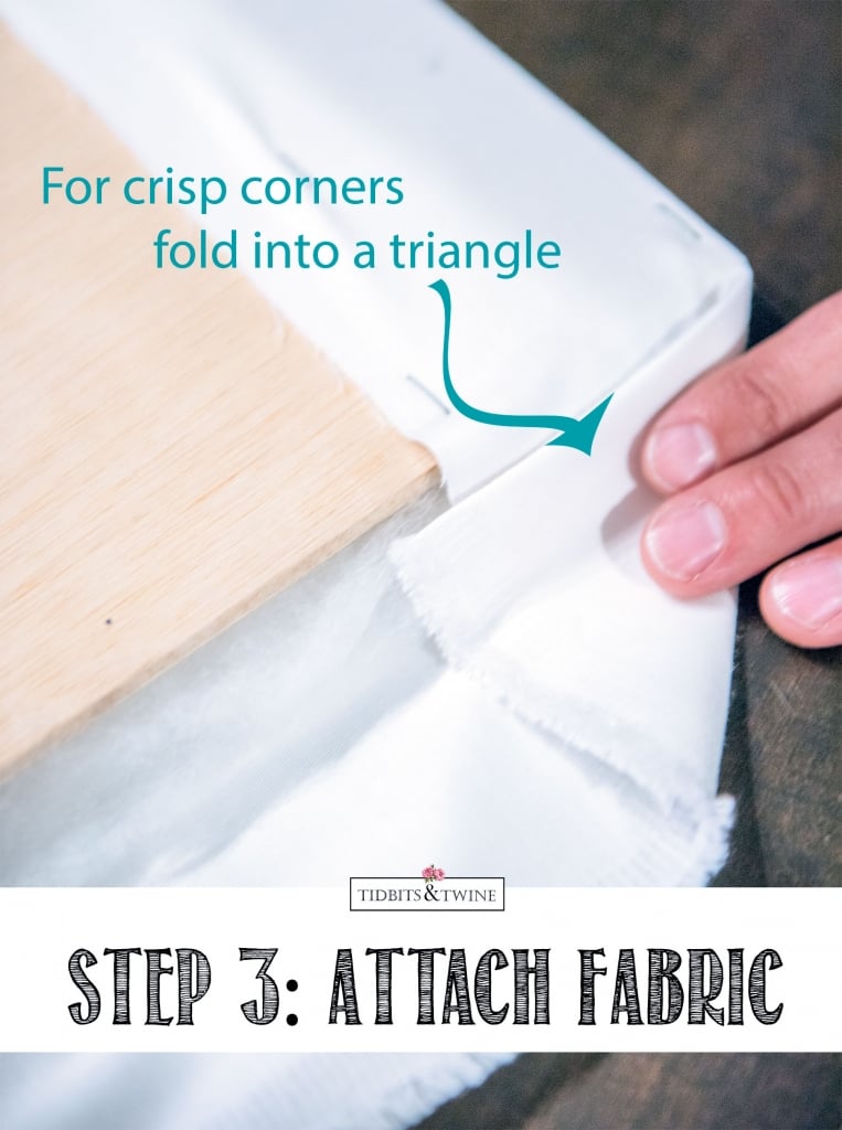 DIY Ribbon Memo Board! Easy tutorial for any size bulletin board.