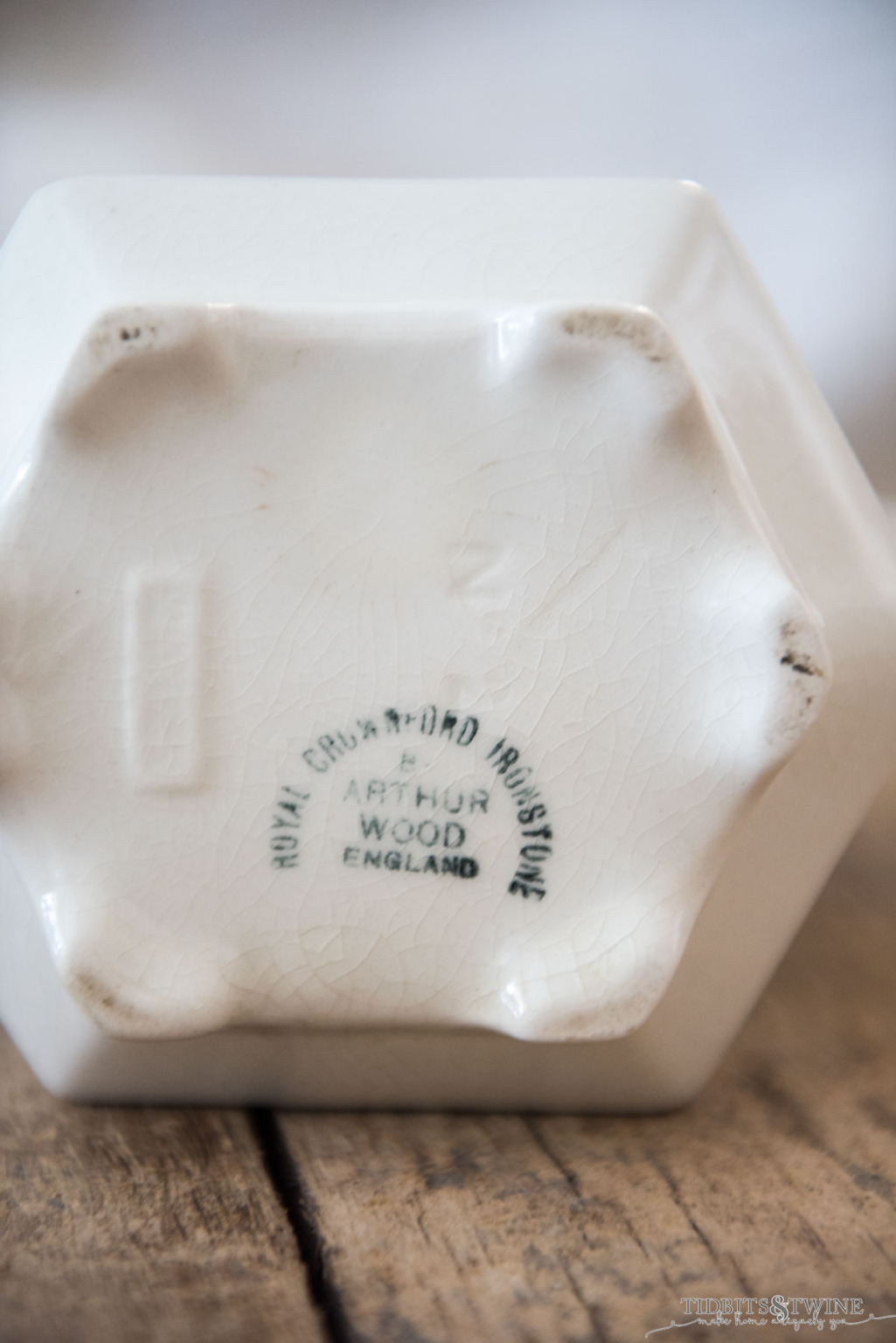 A Complete Guide to Collecting and Decorating with White Ironstone!