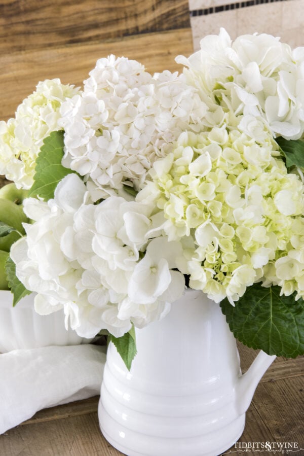 The Best Fake Flowers That Look Real - Tidbits&Twine