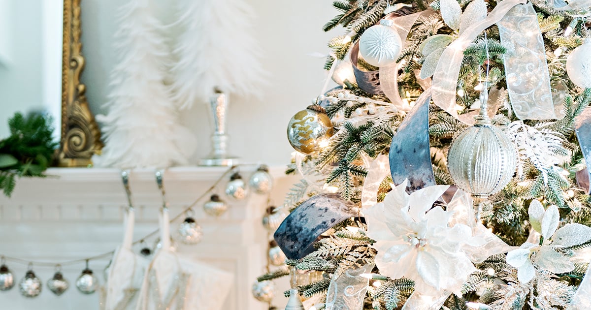 How To Add Ribbon Loops To A Christmas Tree - Full Decorating Tutorial