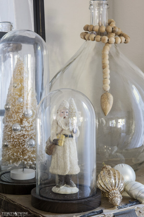 Beautiful Christmas Vignettes for Every Corner of Your Home