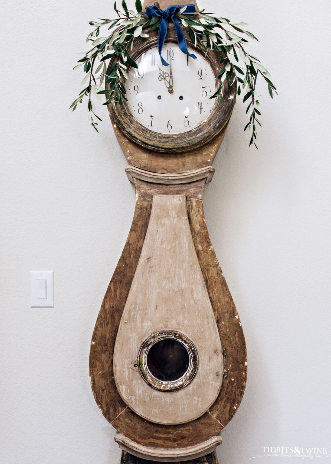 Mora Clock Makeover - I Finally Painted It! - Tidbits&Twine