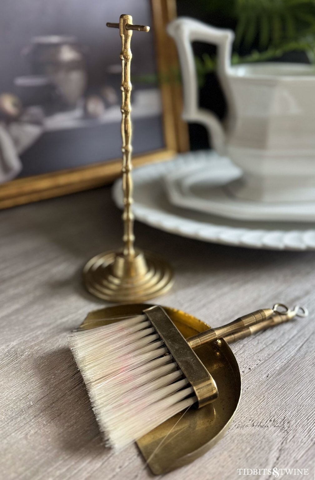 The Silent Butler: A Forgotten Table Tool with New Life